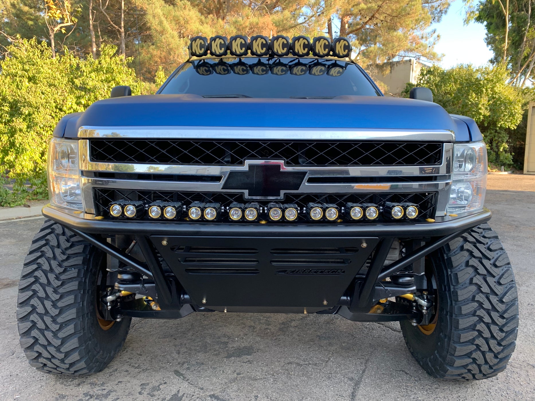 CHEVROLET/GMC 2500HD/3500HD 4WD LONG TRAVEL KIT 2011-2019 — Kibbetech