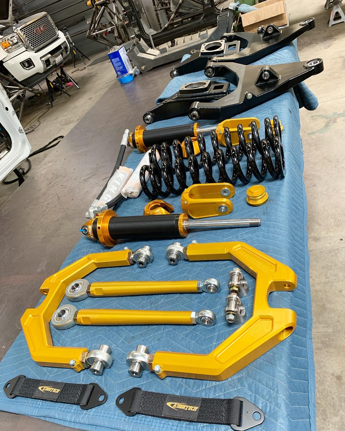 CHEVROLET/GMC 2500HD/3500HD 4WD LONG TRAVEL KIT 2011-2019 — Kibbetech