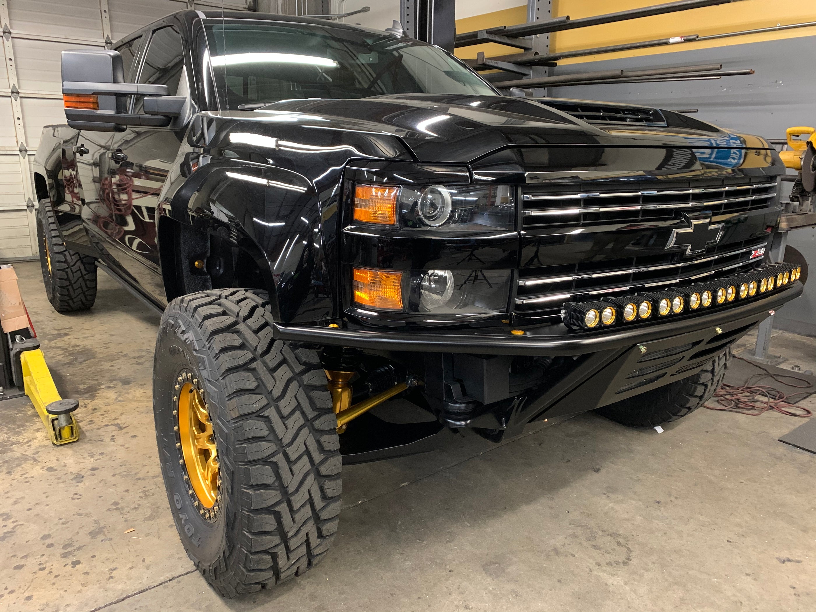 CHEVROLET/GMC 2500HD/3500HD 4WD LONG TRAVEL KIT 2011-2019 — Kibbetech