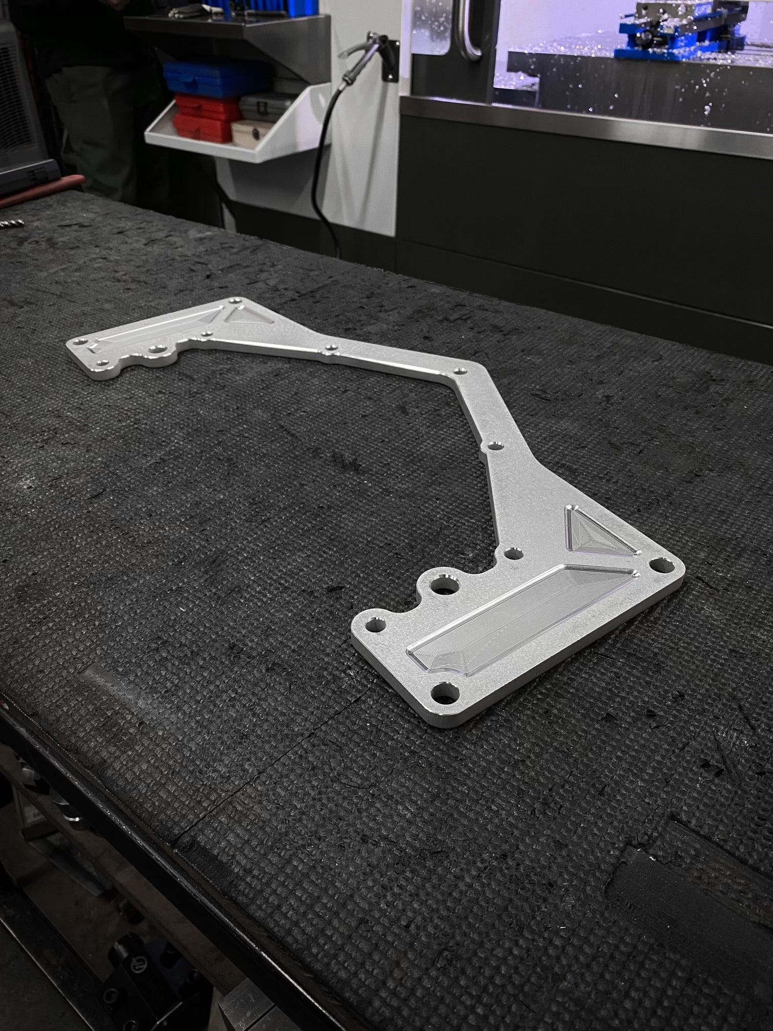 CHEVROLET/GMC MID PLATE — Kibbetech