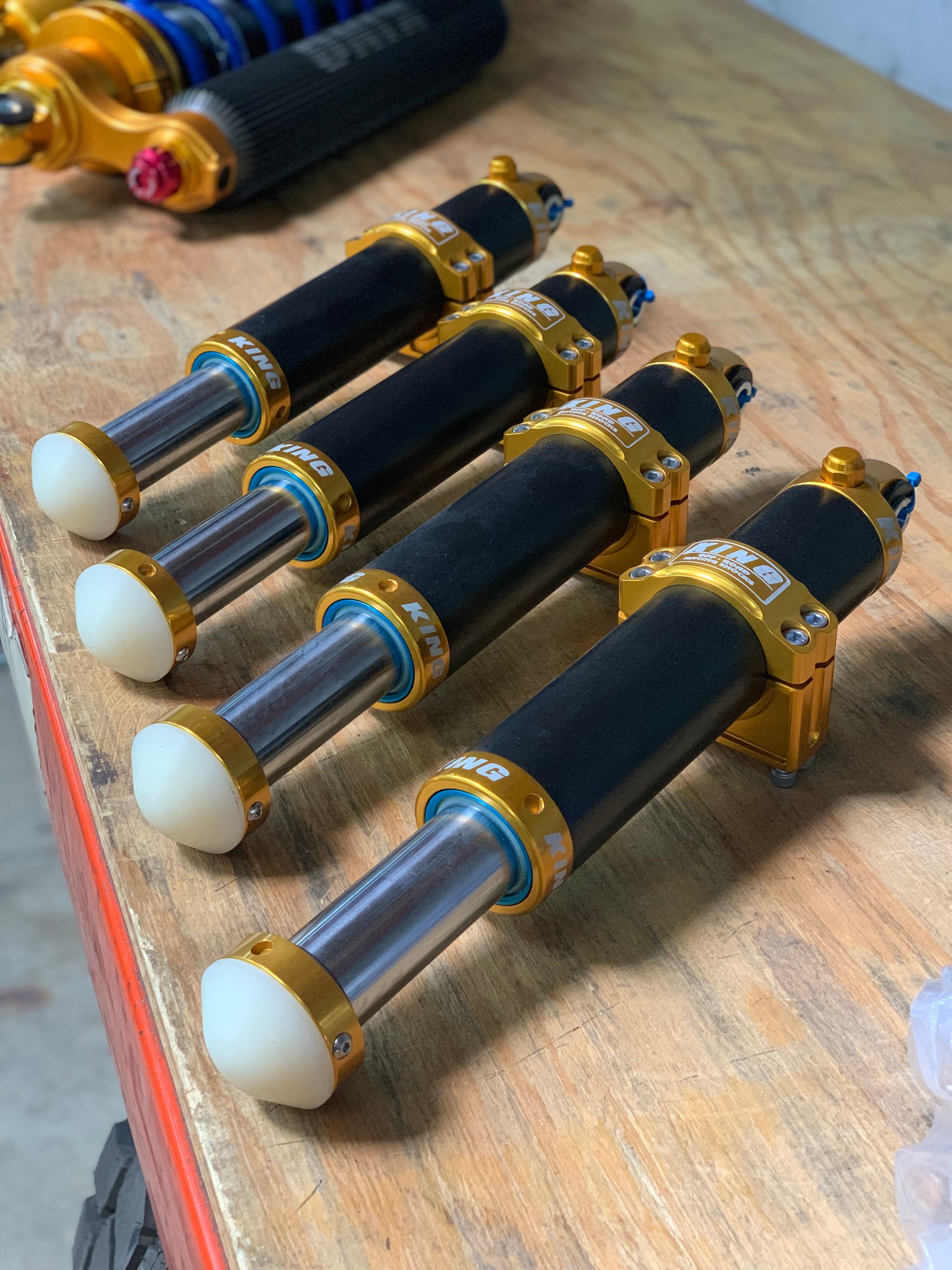 KING SHOCKS Bolt-On Bump Stop – Kibbetech